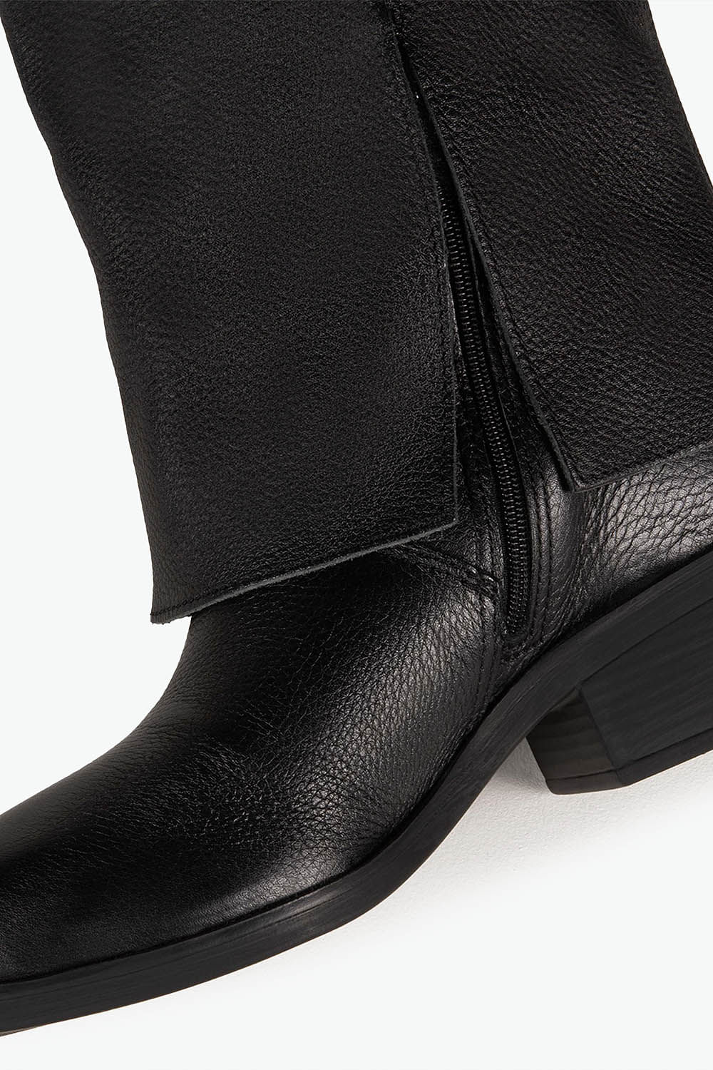 Bota Feminina Cano Médio Bottero Hanne